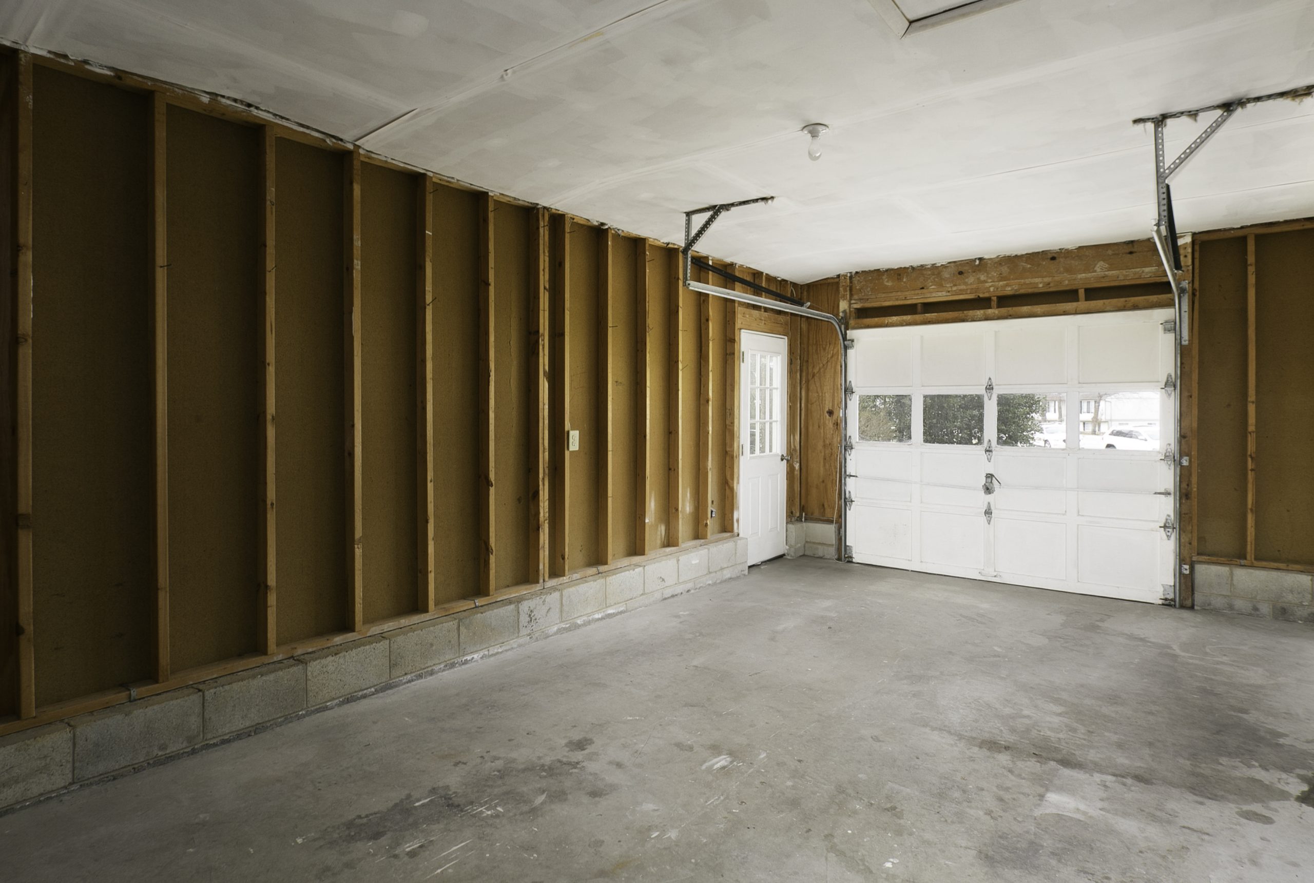 The Pros and Cons of Garage Conversions - CS Structures